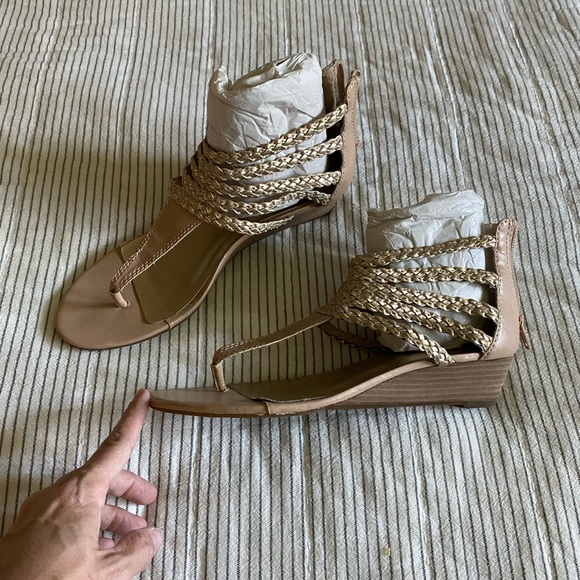 Lucky Brand | Shoes | Lucky Brand Leather Goliath Sandals Women Sz 75 ...
